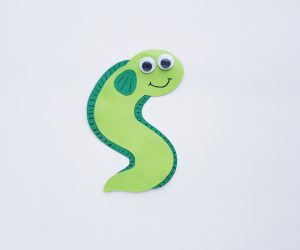 Eel Paper Craft Activity - Milestone Mom, LLC